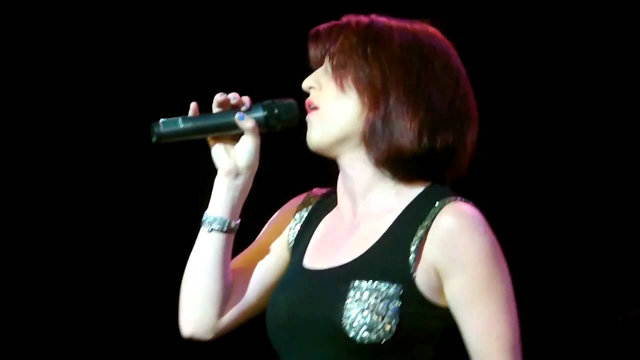 Sara Larkin at NW CT Idol Finals, 1st Round - YouTube