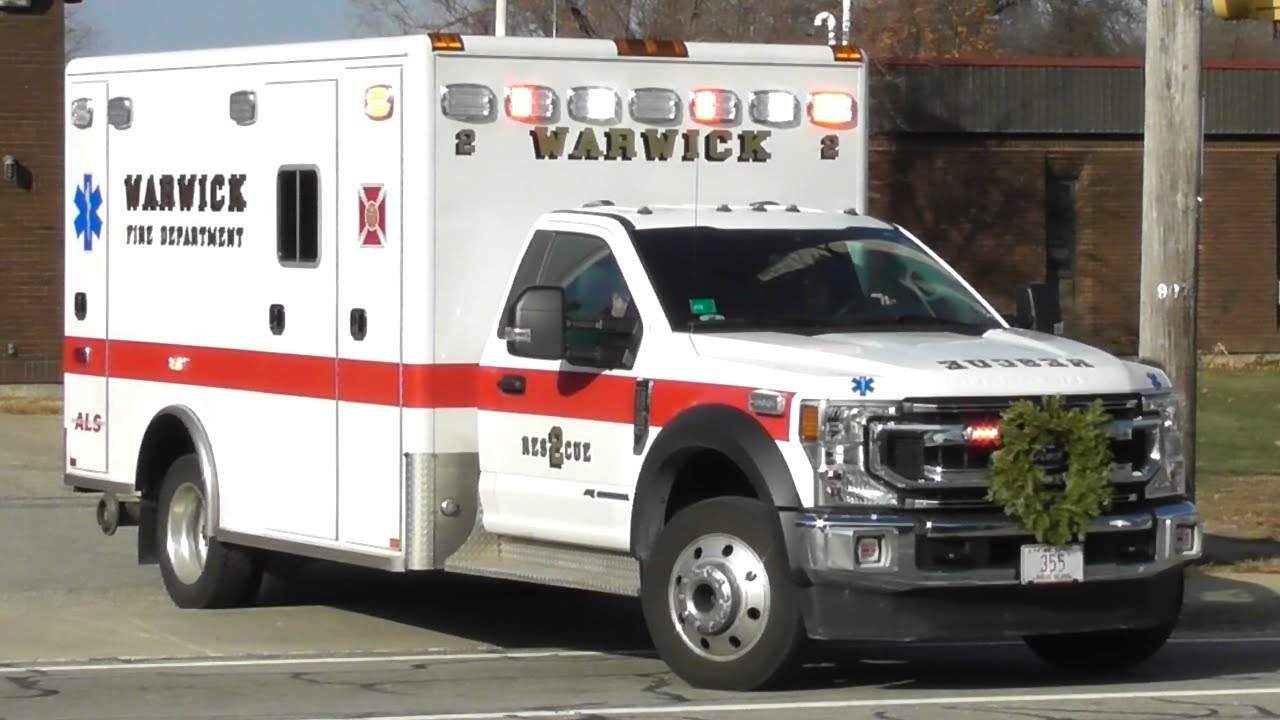 Warwick, RI Fire Department Rescue 2 Responding - YouTube