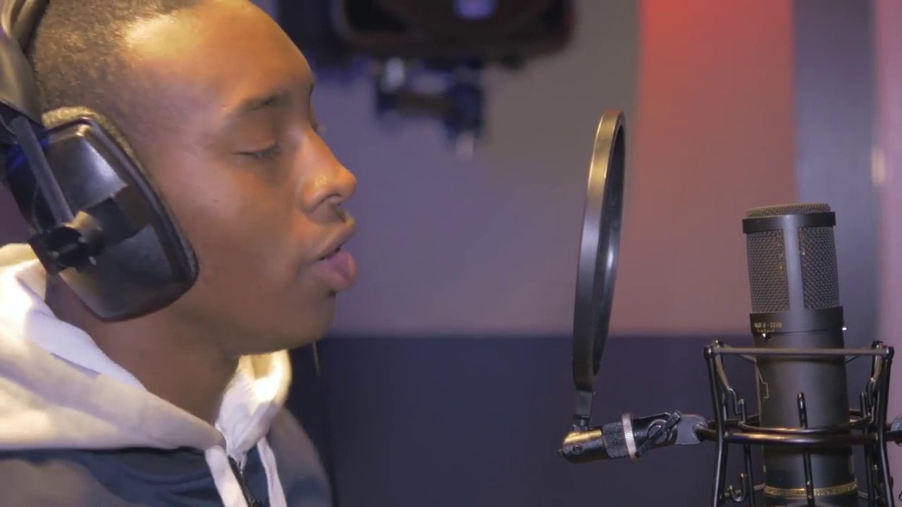 Devz - Who What Where (Trap Remix) - YouTube