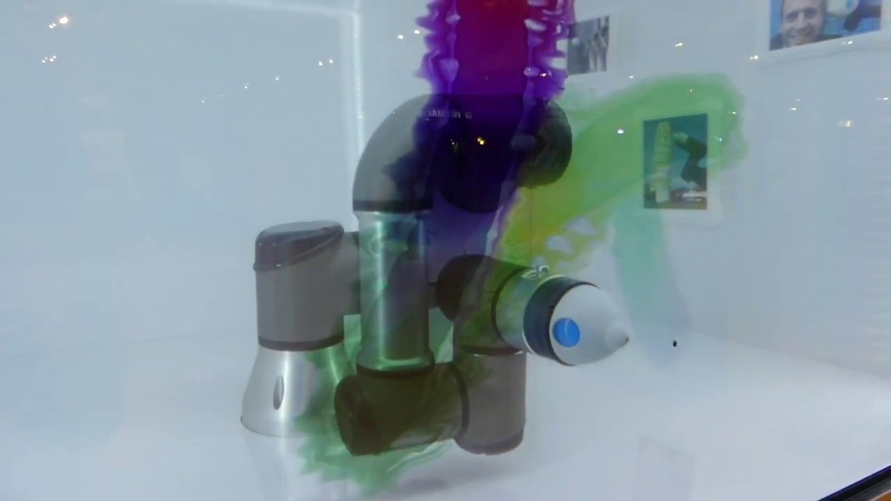 Myro, le robot extra-ludique, générateur de bonne humeur - YouTube