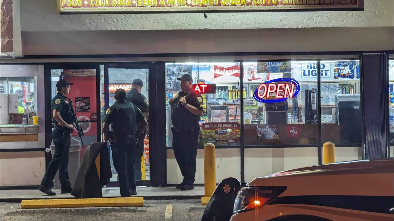 Robbery in Progress - YouTube