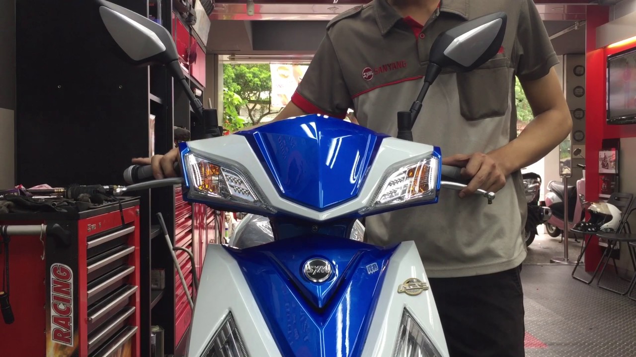 SYM Fighter 6 定位燈(雙閃/定位)二合一 cover by P4J SYM SBC ＊『益隆車業』＊ - YouTube