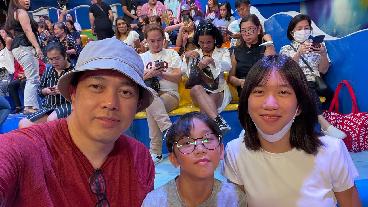 It’s Showtime! Live Experience - YouTube