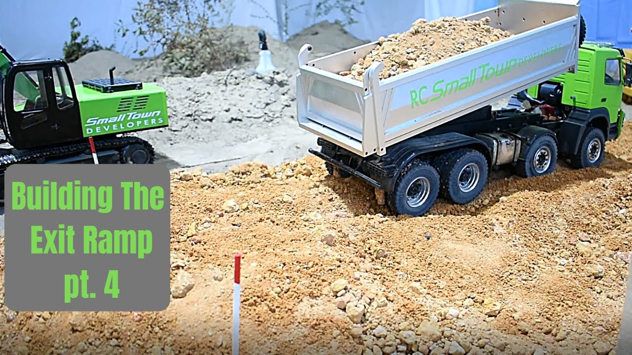 Building The Exit Ramp pt. 4 / Rc Construction Site - YouTube
