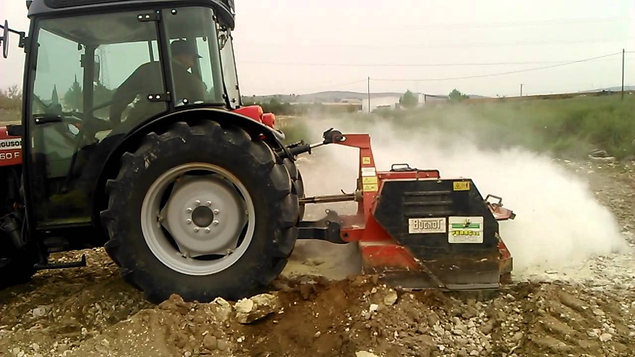 MASSEY FERGUSON 3660 - YouTube