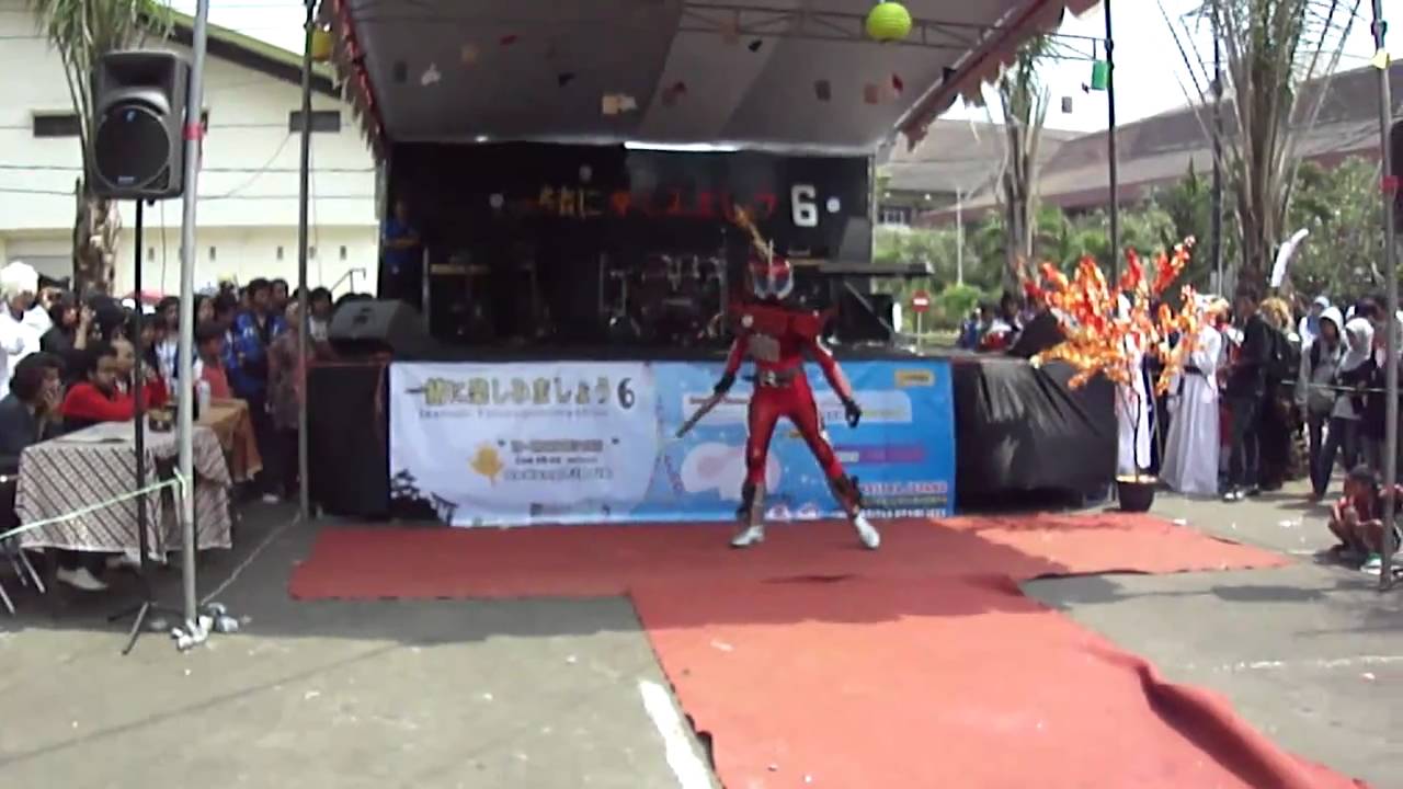 MY KAMEN RIDER ACCEL COSPLAY - YouTube