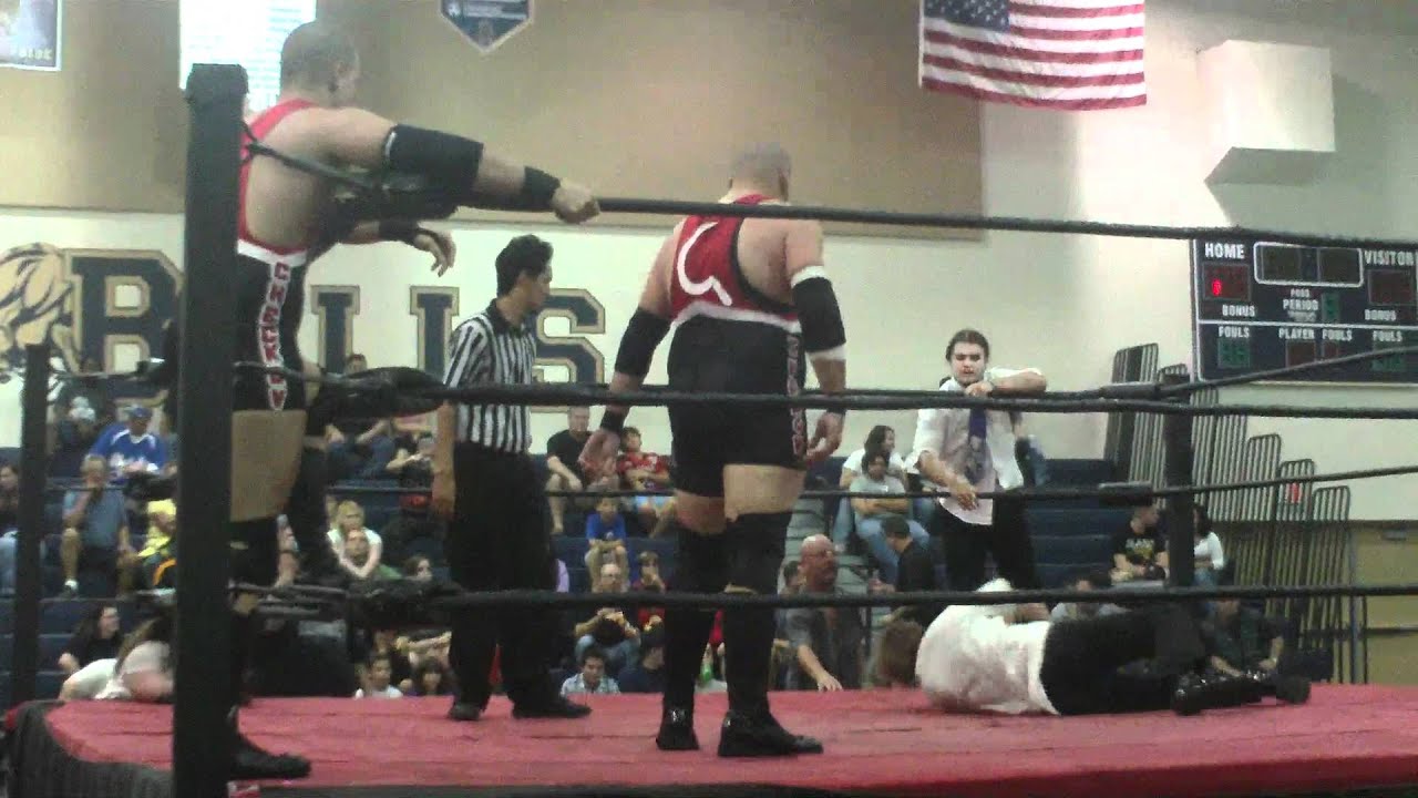 Red Devil Fight Team vs The Angry Nerds vs Tech Squad FOW 10-21-11 ...