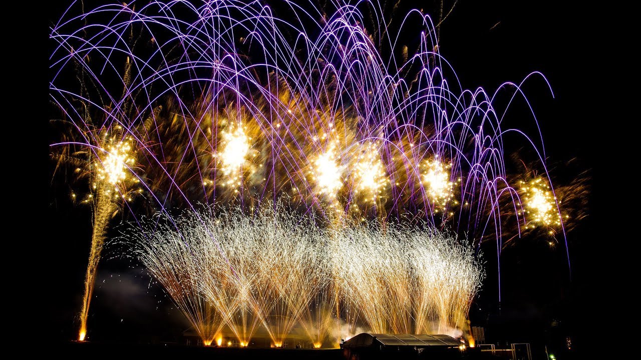 Vuurwerkshow (pyro musical) - Maritiem 's-Hertogenbosch 2017 [4K VIDEO ...