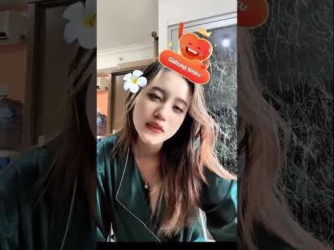 Shella ananda becca live tik tok