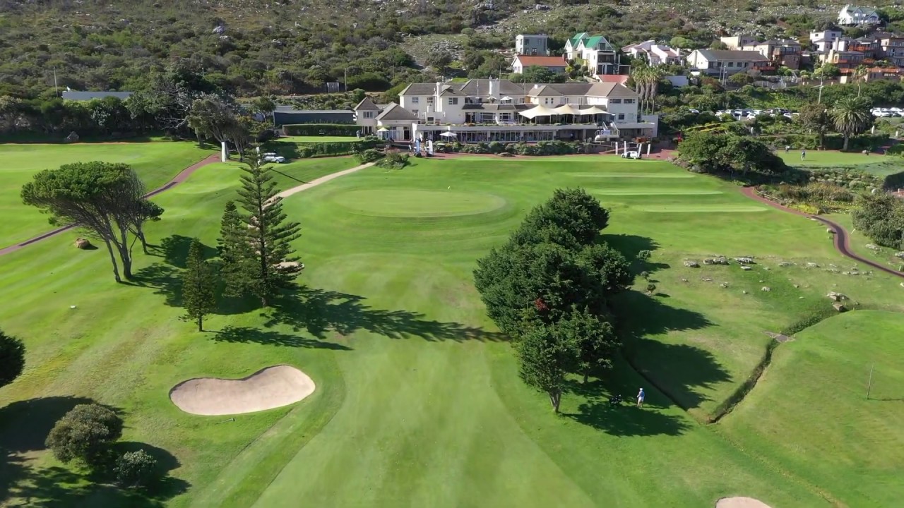 Clovelly Country Club 18th Hole - YouTube