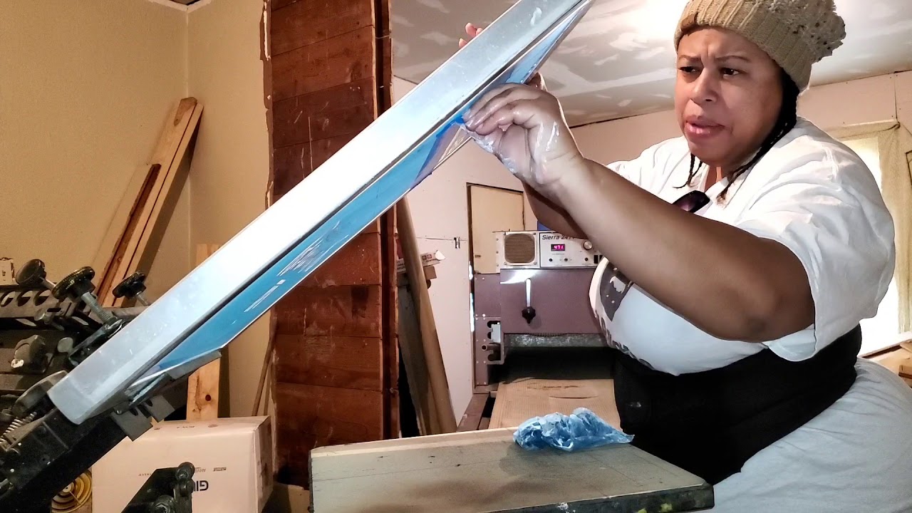 How To Clean Ink Off Screens | Screen Printing Clean Up - YouTube