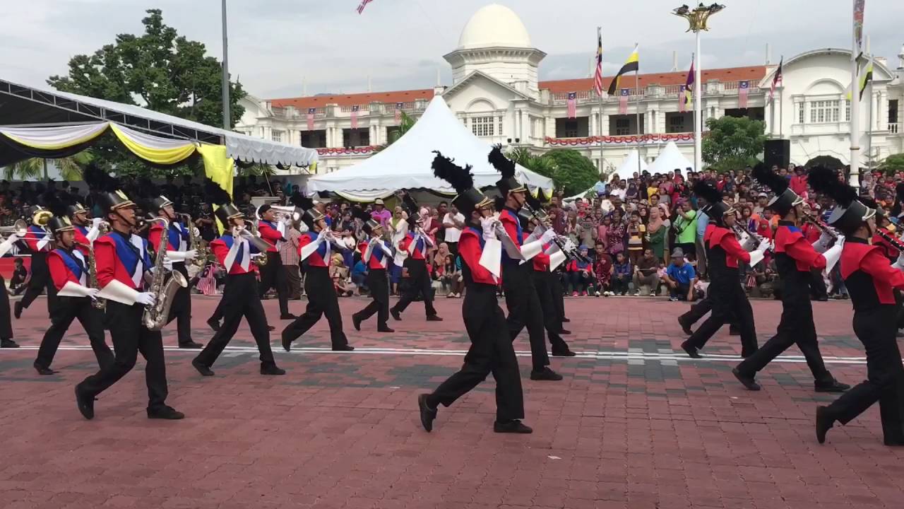 Perak State Marching Band Merdeka Parade 2016 - YouTube