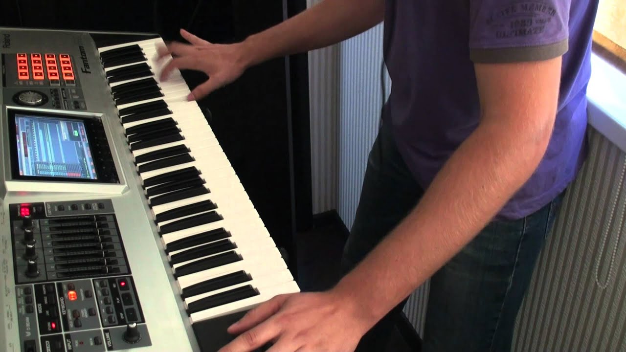 Guitar solo on keyboard - YouTube
