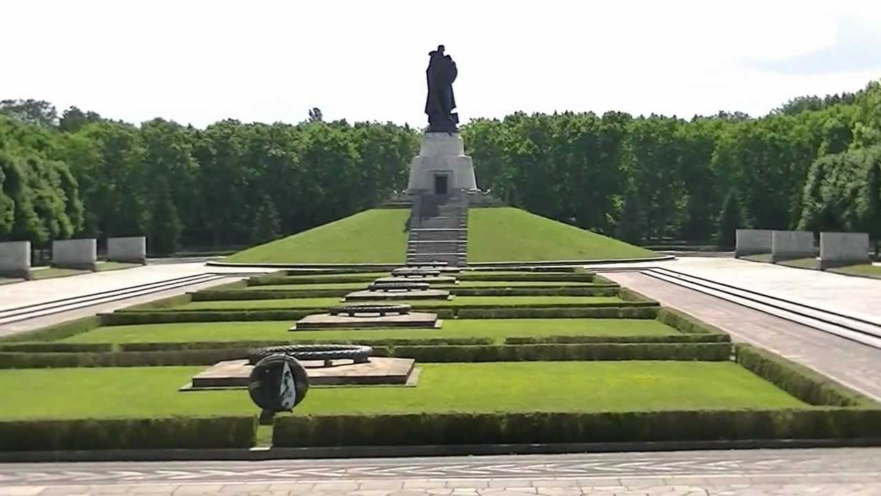 Soviet War Memorial - Treptower Park - Berlin - YouTube