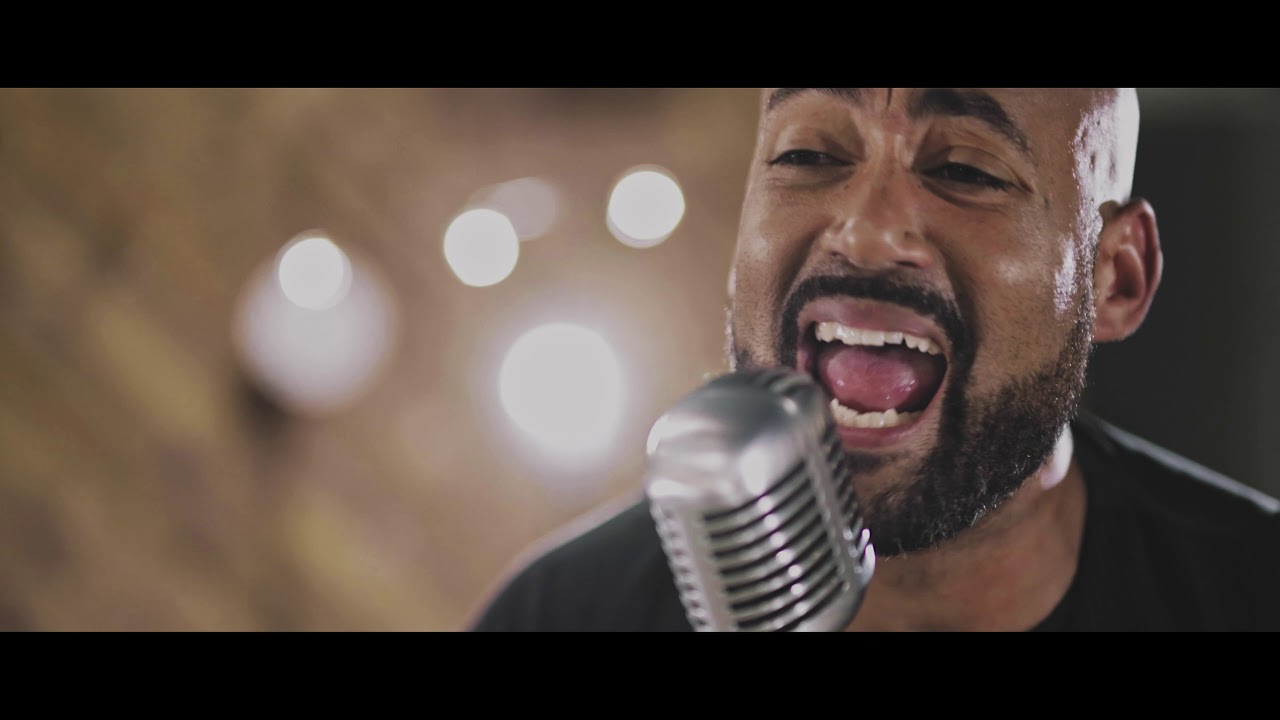 Amazing Grace by Lyndon Carriger - YouTube