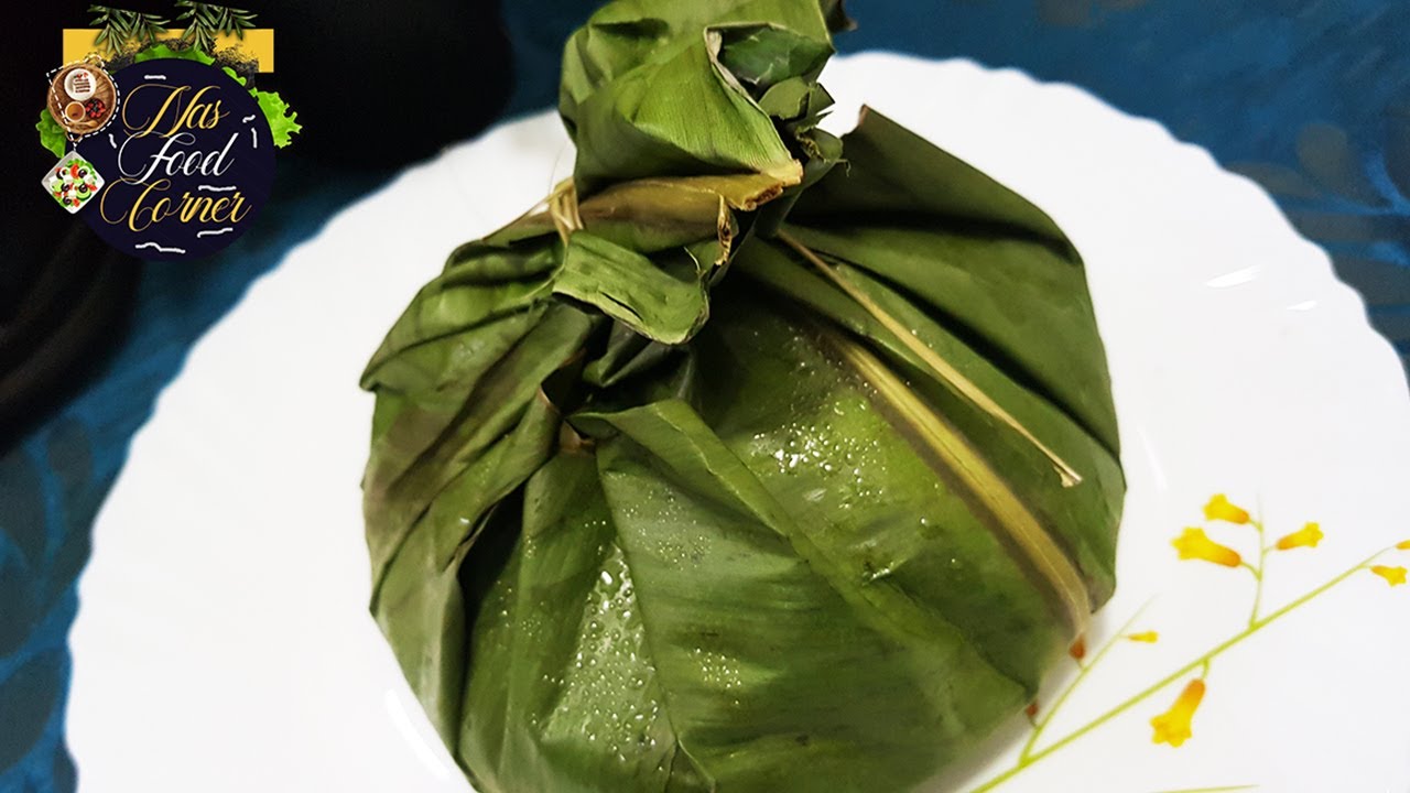 Kizhi Parotta | Pothi Parotta | Banana Leaf | Kerala Style - YouTube