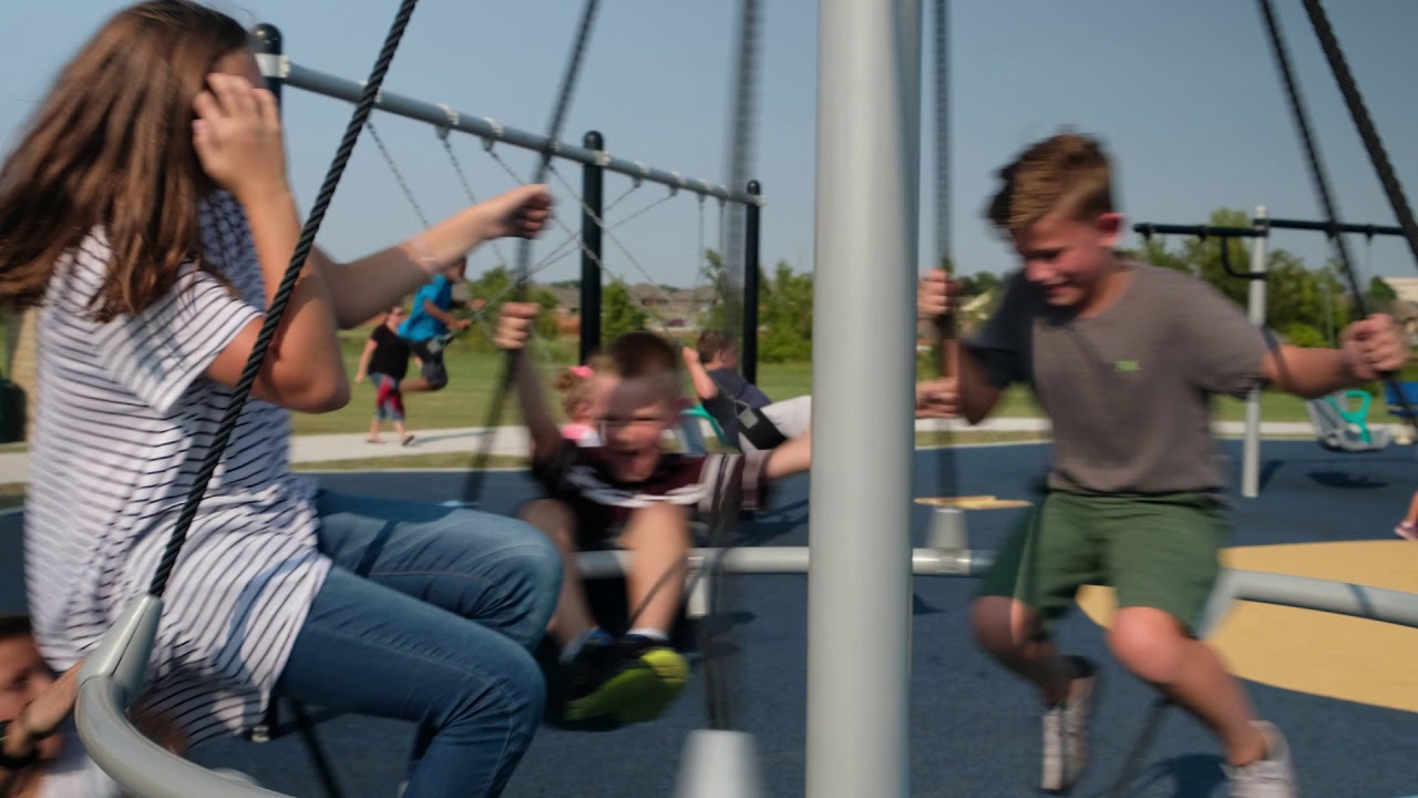 Spinami Playground Spinner and Rope Play by Playworld® - YouTube