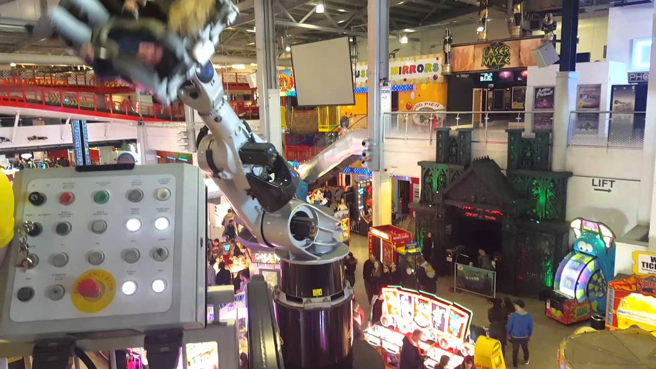 RoboCoaster, grand pier, weston super mare - YouTube