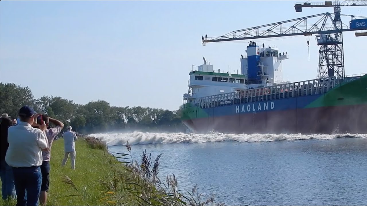 🌊 🚢 Shortest Launch Video of 'HAGLAND PREMIER' | Foxhol, The ...