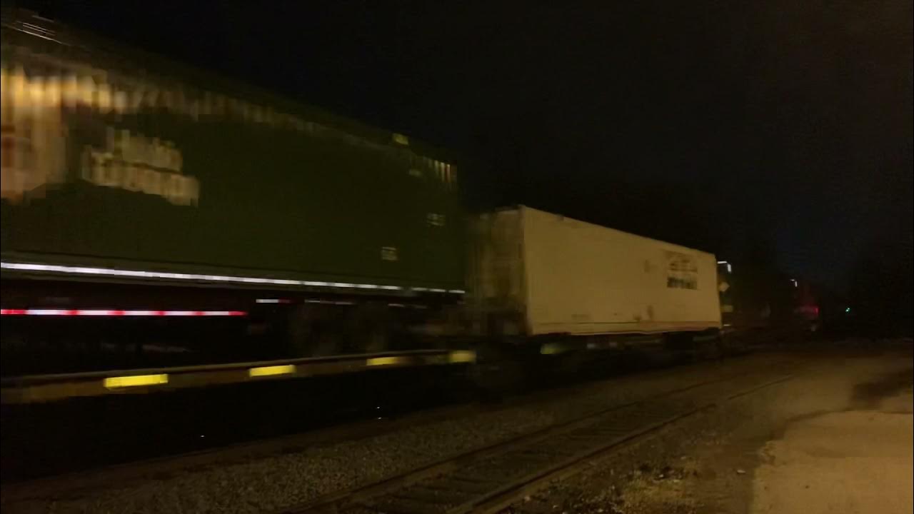 NS 4125 AC44C6M Leads NS 25Z With a Nice P5 Horn - YouTube