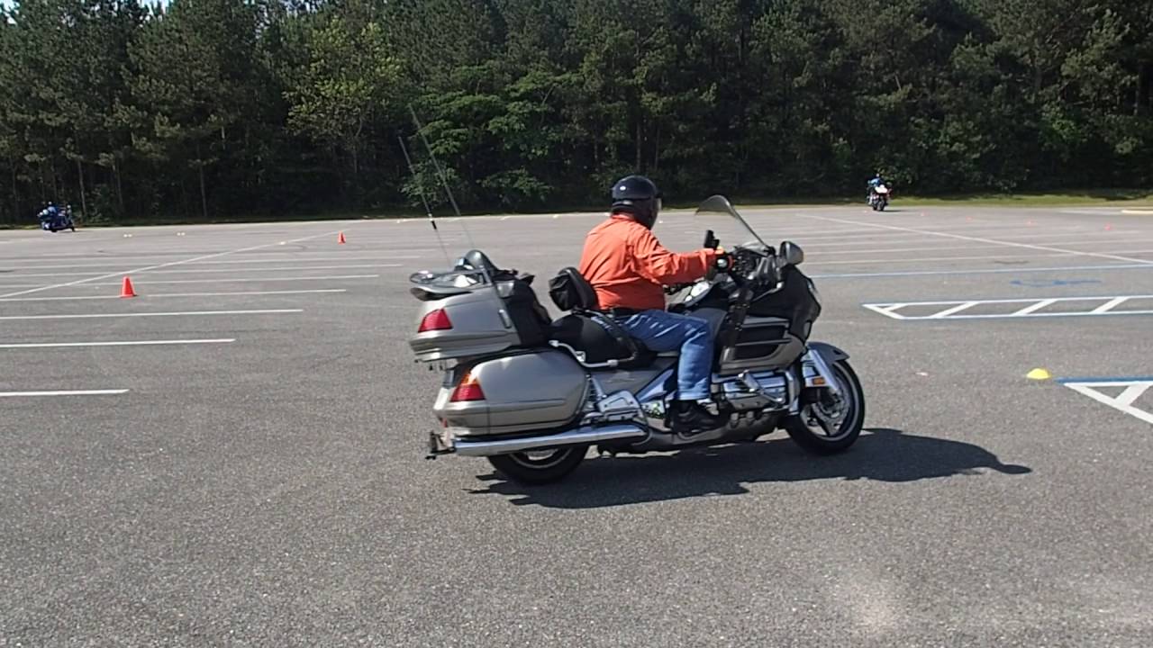 Sandollar Motorcycle Club SKILLS - Swerve & Brake exercise - YouTube