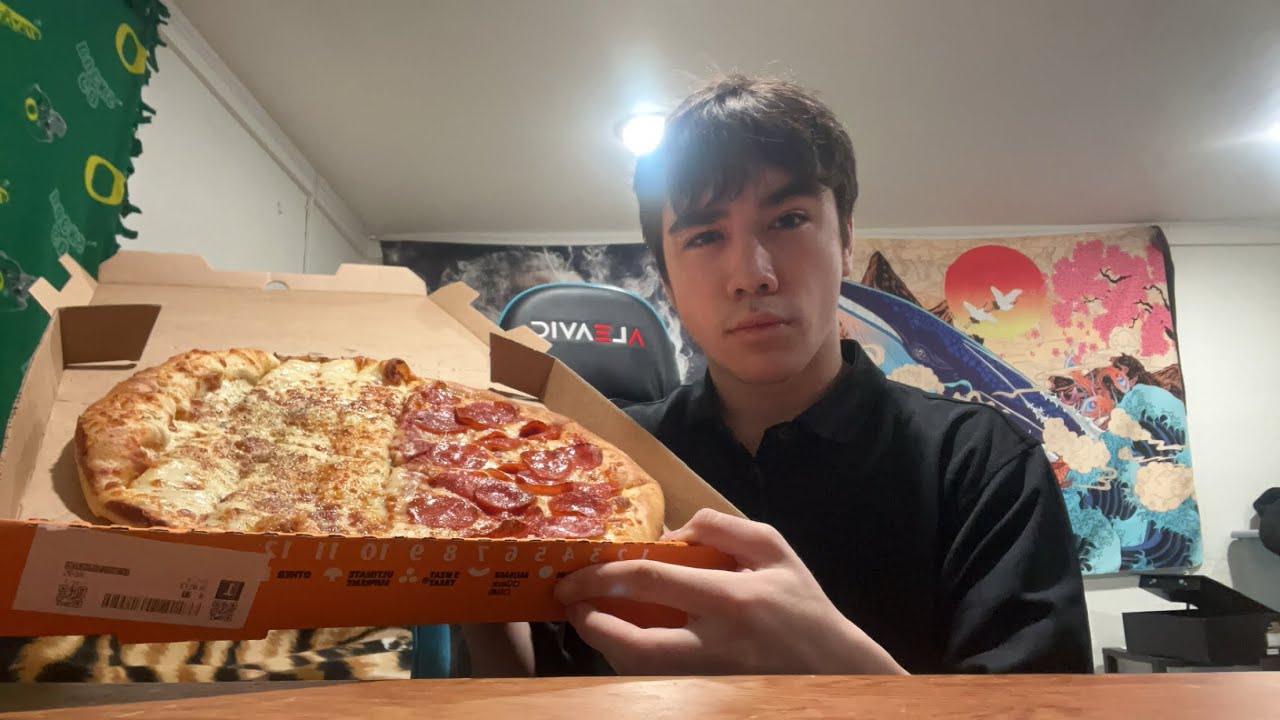 Rating little Cesar’s pizza 🍕 - YouTube