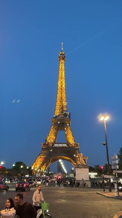 Mesmerizing Eiffel Tower Night Light Show - Paris, France #eiffeltower #paris #france - YouTube