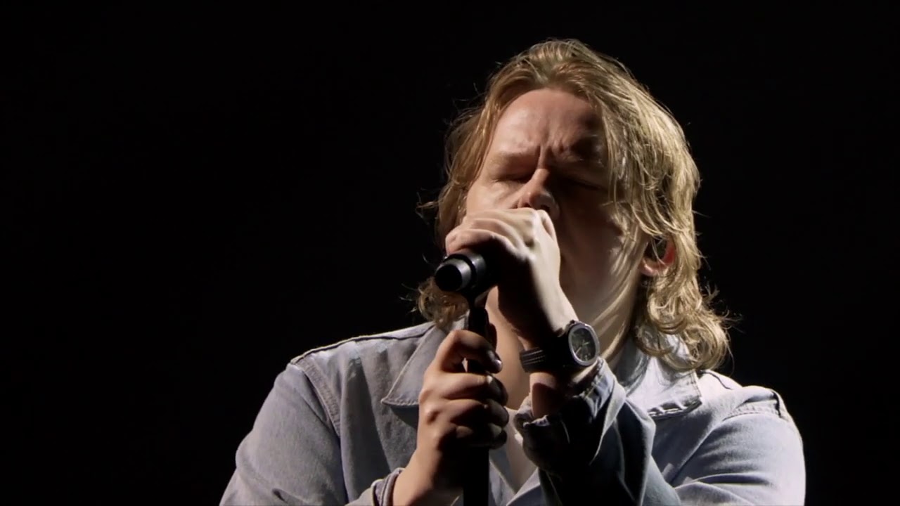 Lewis Capaldi Performs "Before You Go" | 2020 YouTube Streamy Awards ...