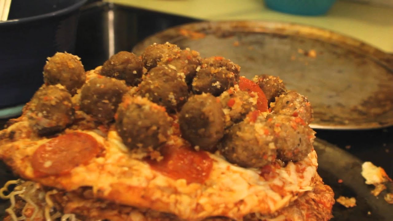 Quad-Decker Farm Animal Pizza - Epic Meal Time (Parody) - YouTube