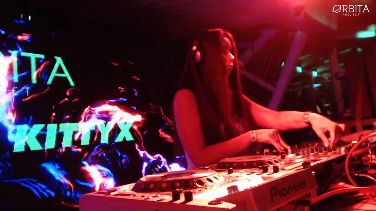 Katrin Kittyx - Orbita Project w/ PETER G at Bessonniza - YouTube