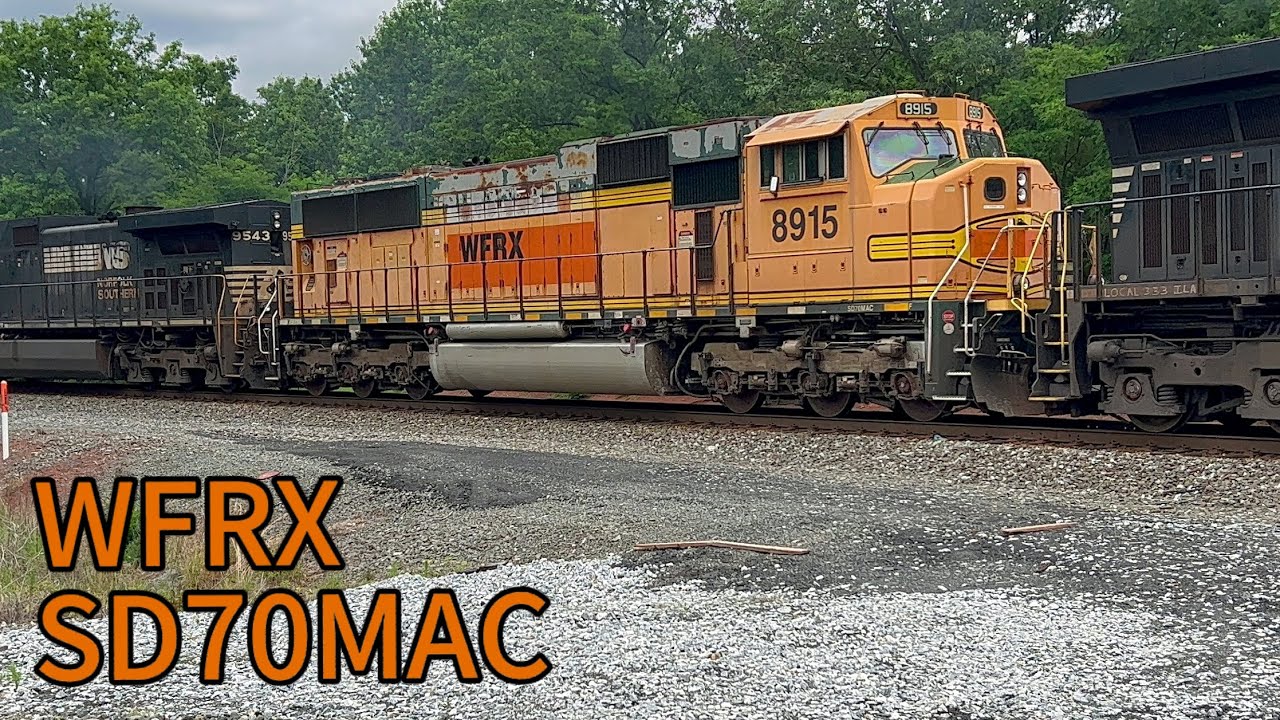 WFRX SD70MAC Trails on NS 25A - YouTube
