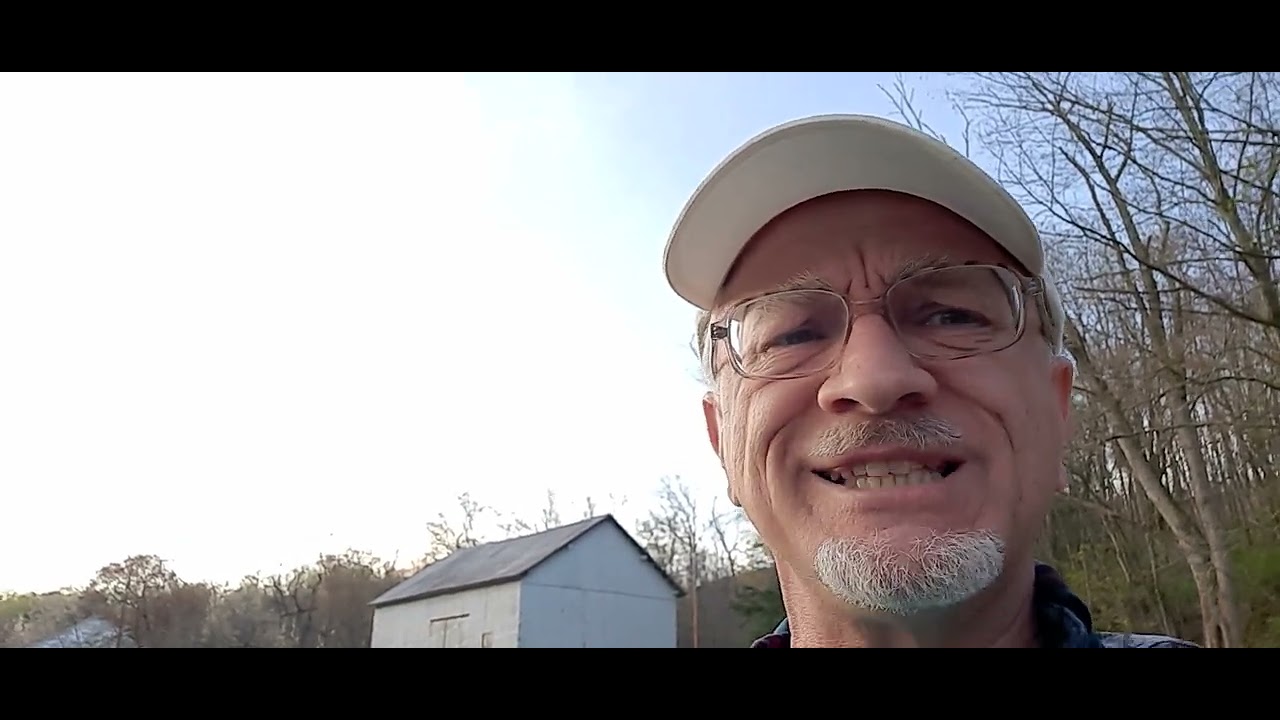Roger Ricker sings his original song ANIMAL FARM, Lyrics and Melody by ...
