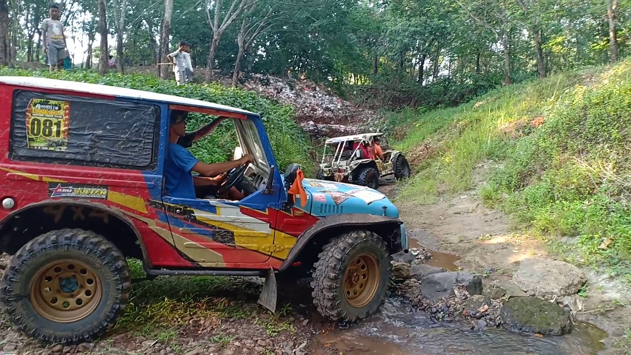 Satu Suzuki jimny SJ40 vs 3 jimny jangkrik LJ80 | Offroad Extreme - YouTube