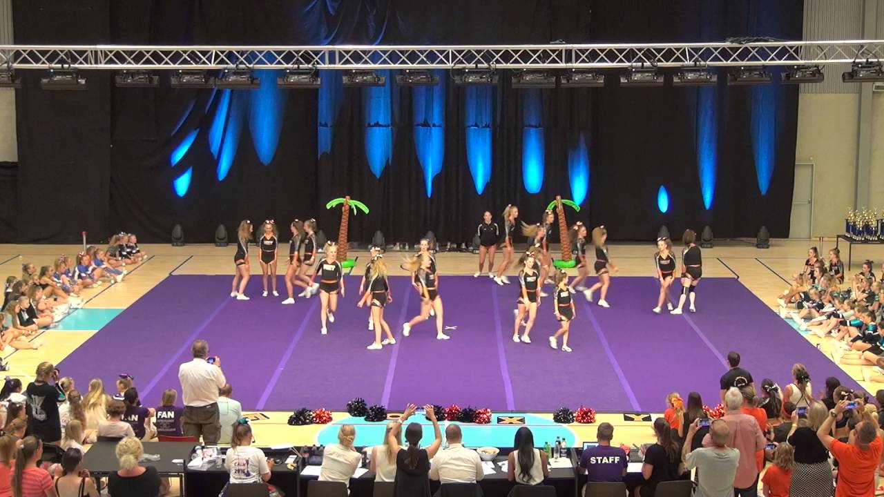 Foxy Evolution SommerCup 2016 - YouTube