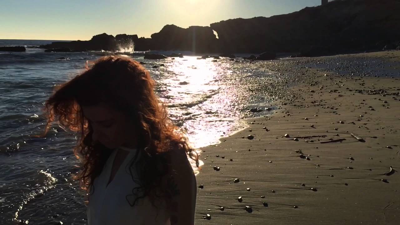 Outlander: The Skye Boat Song - YouTube