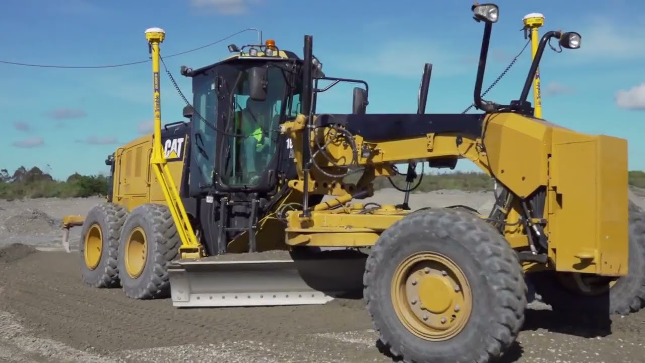 Trimble Earthworks for Motor Graders - YouTube