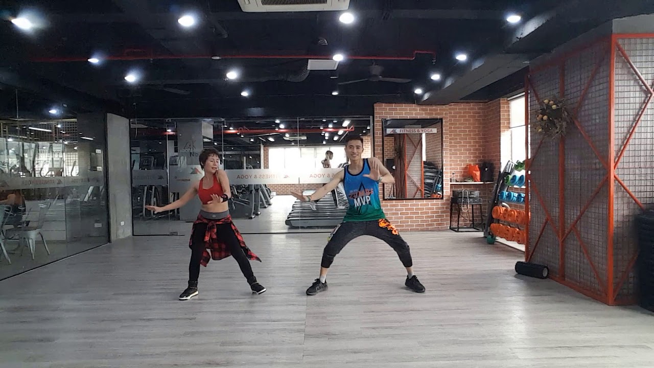 Loca | Alvaro Soler | Zumba - YouTube