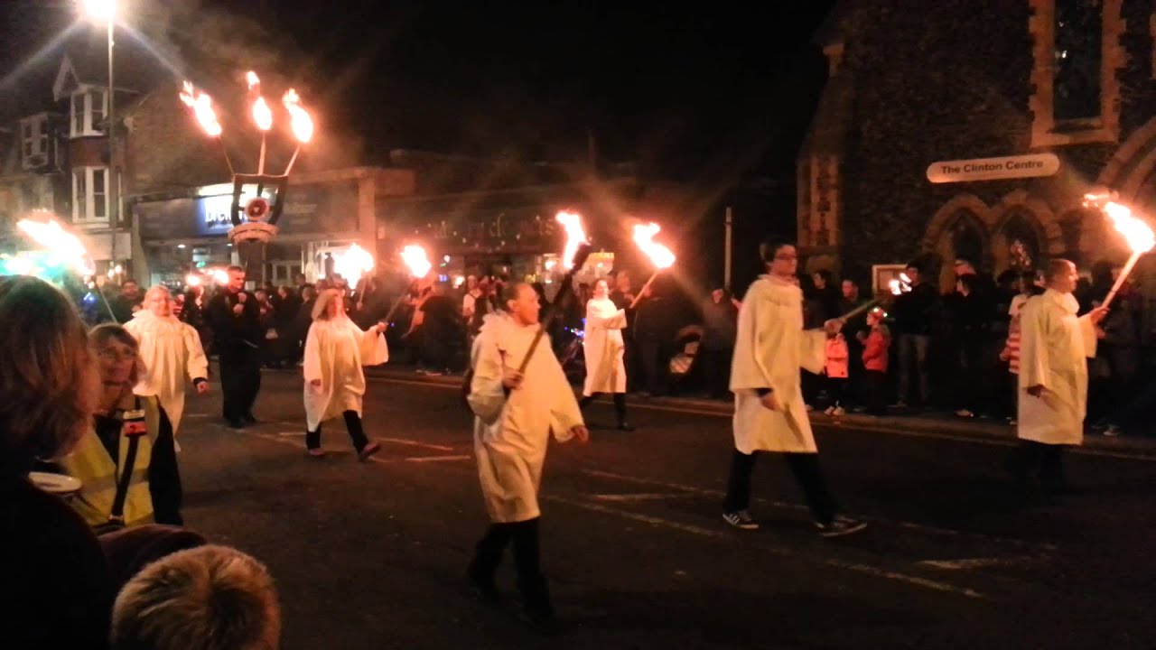 Seaford Bonfire procession 2014 - YouTube