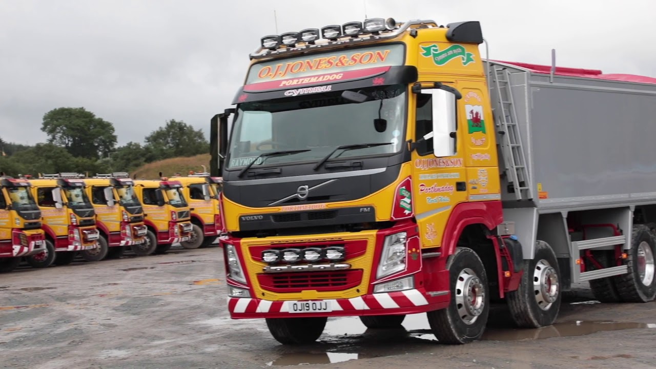 The UK's First I-Shift Dual Clutch Volvo FM Rigid proves a top tip at ...