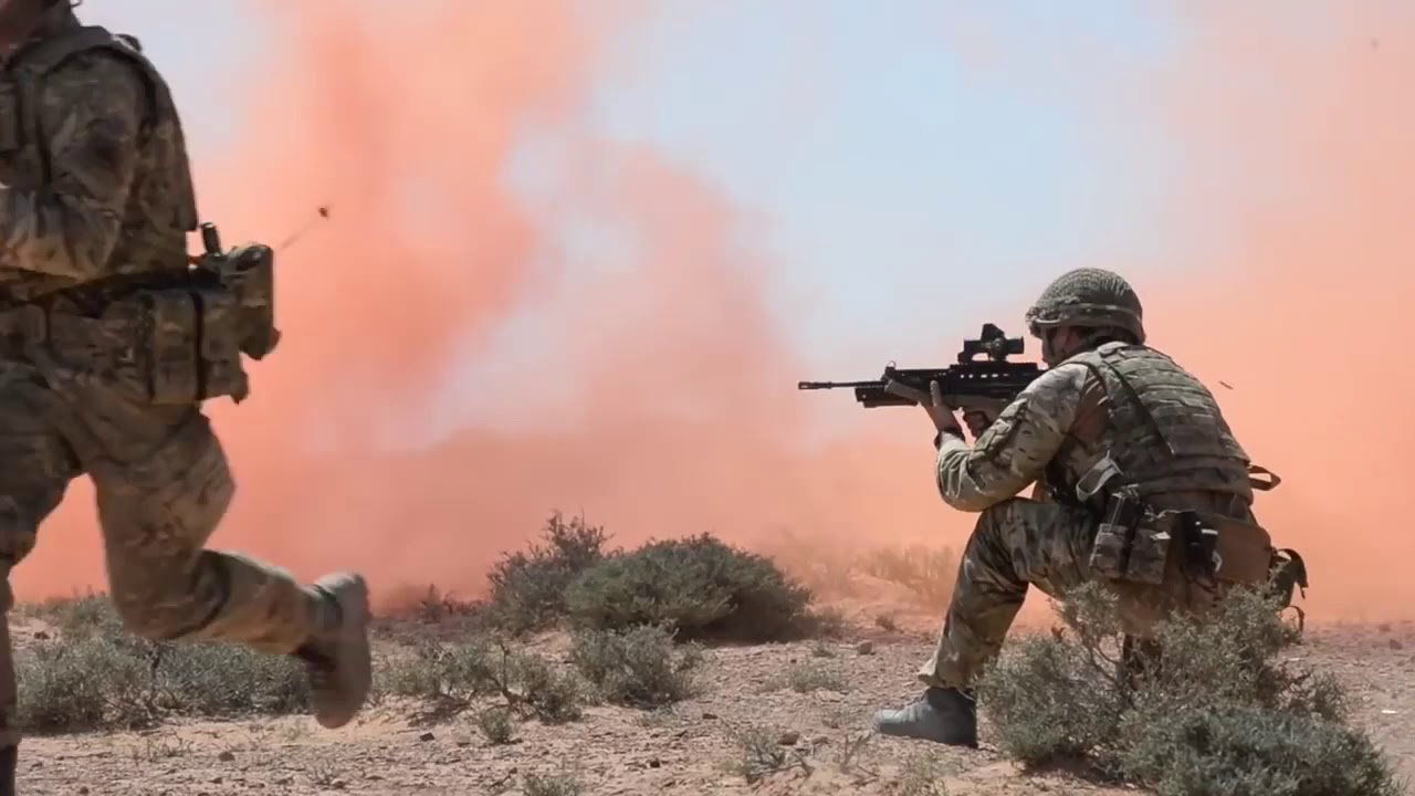 Parachute Regiment/Pathfinders Tribute - YouTube