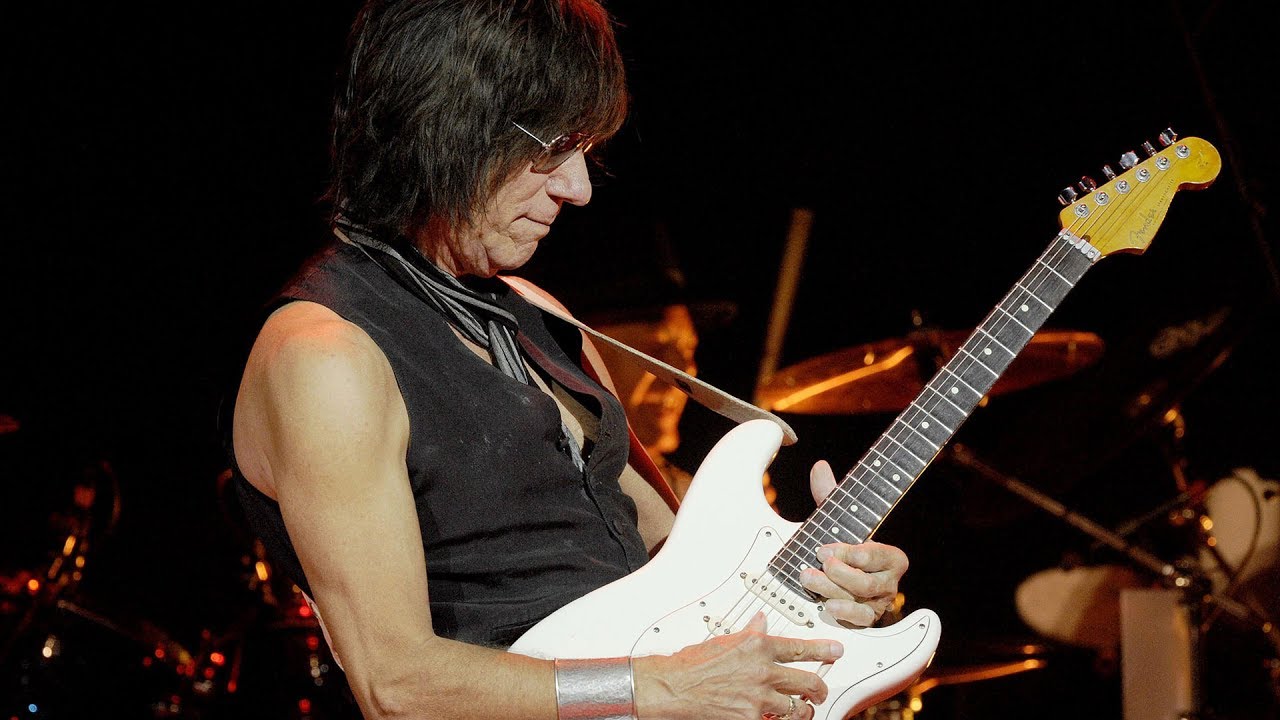 Jeff Beck - Freeway Jam from the Meadow Brook show on 7/30/2016. - YouTube