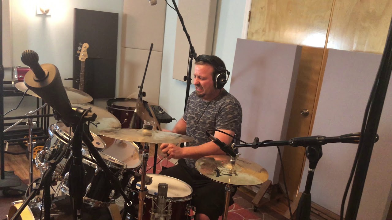 Sean McCord DRUM SOLO | Two Inch Voices @ Fine Cut Studios - YouTube