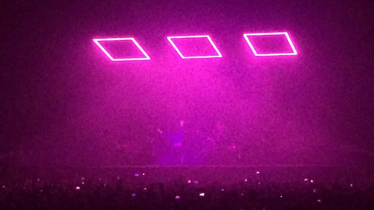 The 1975 Love Me Amsterdam Youtube Music 0148