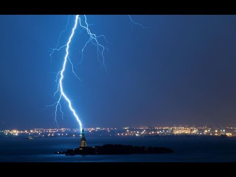 Extreme Lightning Strikes - amazing and scary - YouTube