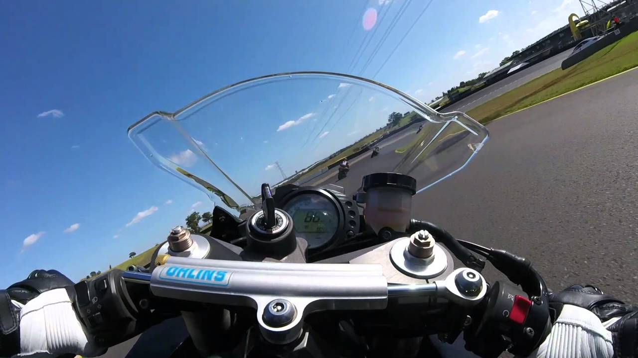 Max Robertson ZX10 Eastern Creek Track Day 25/4/16 - YouTube