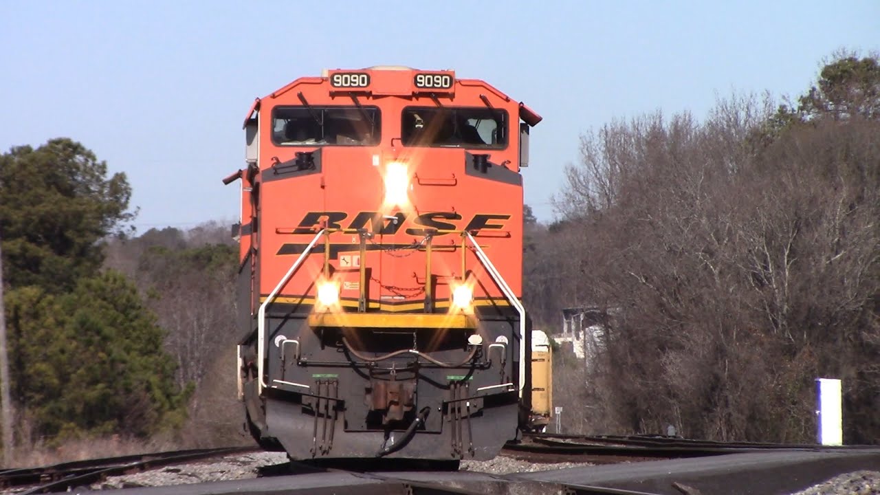 BNSF 9090 leads NS 732 through CP Bridge in Atlanta, GA 1/14/24 - YouTube