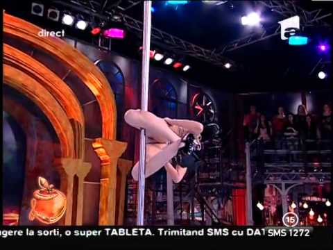 Flori, dans la bară super-sexy