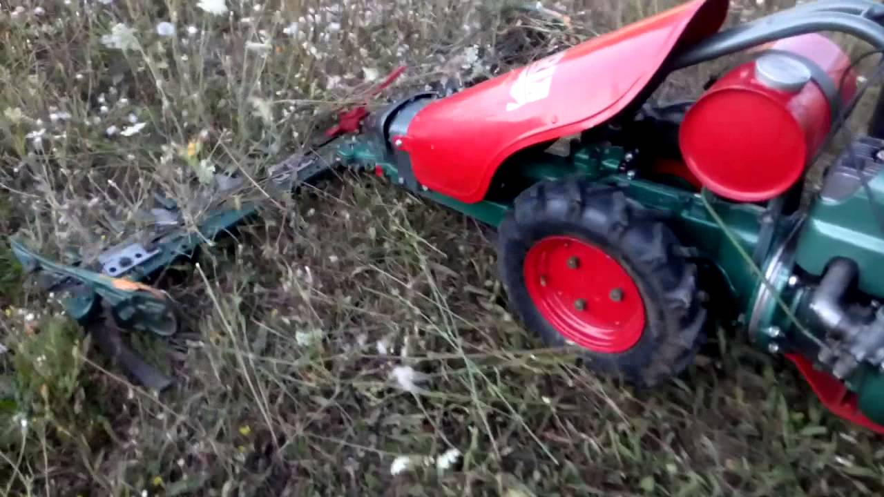 Agria 1300 CJ6 - YouTube