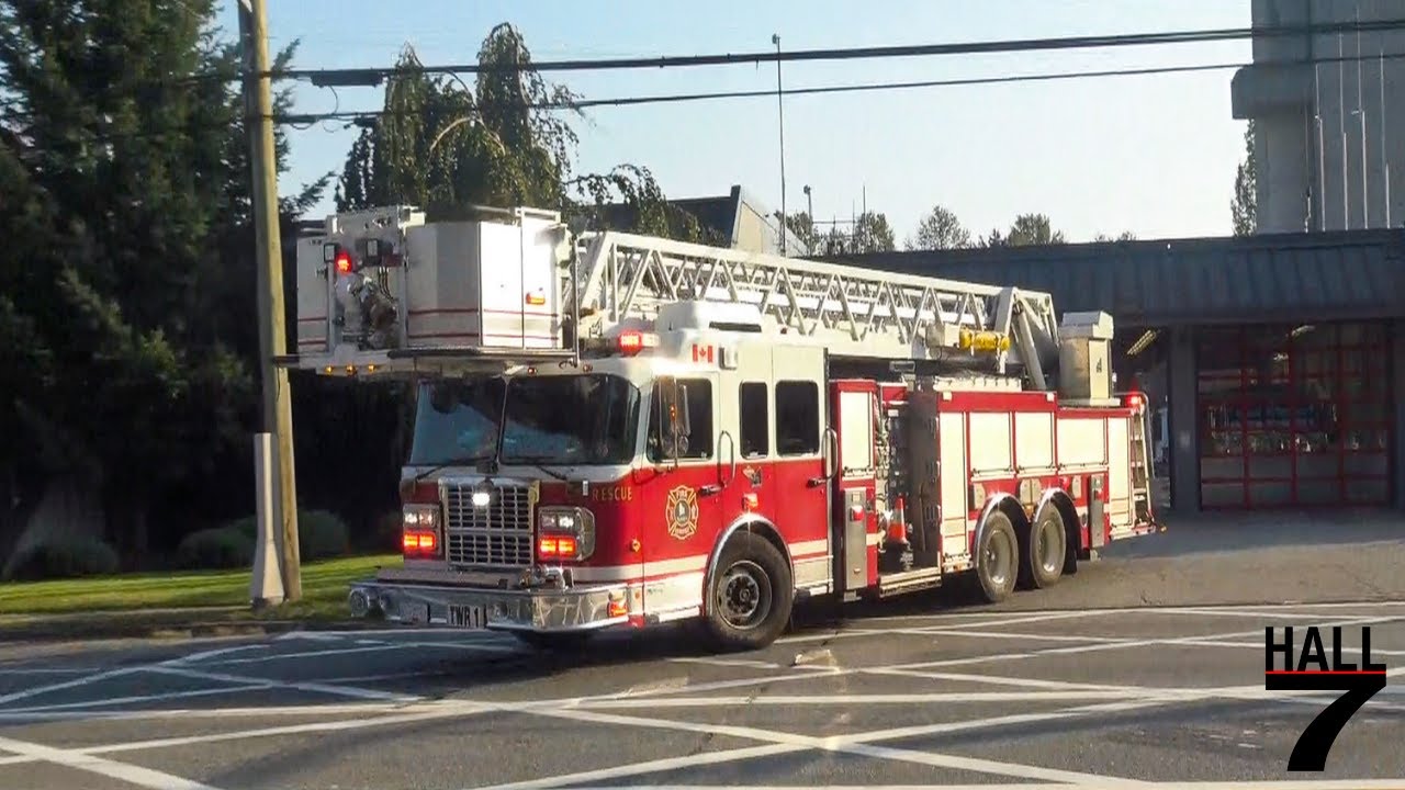 Surrey Fire Service - Rescue 1 & Tower 1 Responding - YouTube