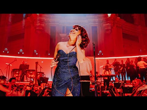 Raye: Live at the Royal Albert Hall – A Legendary Performance! - YouTube